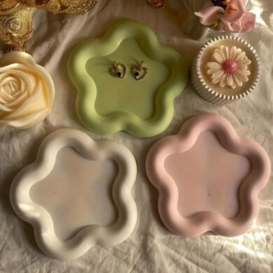 3D Flower Shaped Tray – Elegant Decorative Home Accent